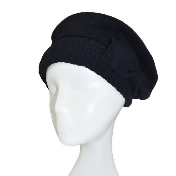 DUPATTA DESIGNS | Accessories | New Dupatta Designs Arjay Wool Blend Beret In Black | Poshmark